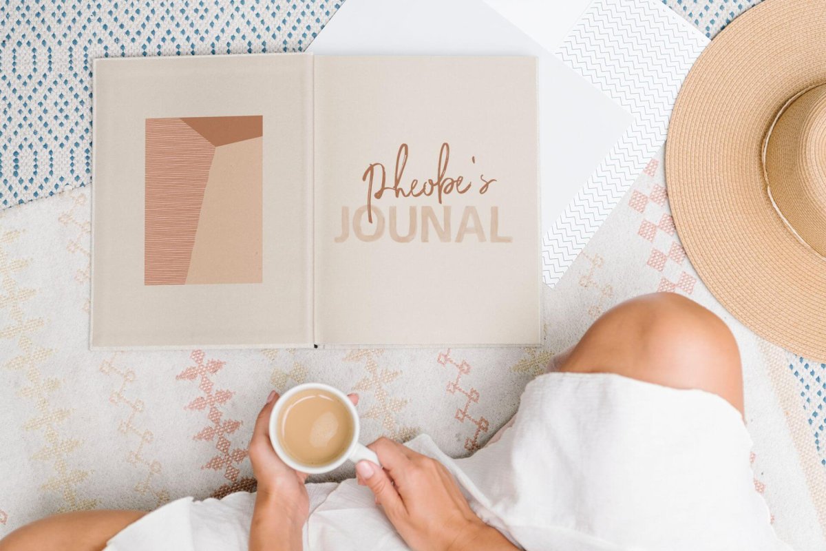 Saturday Loving Signature Font – ReveryWorks